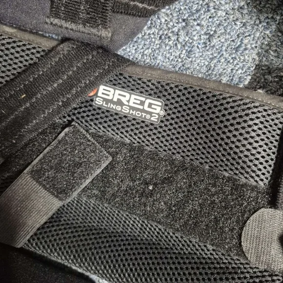 Breg | Other | Breg Slingshot 2 Shoulder Brace Abduction Pillow ...